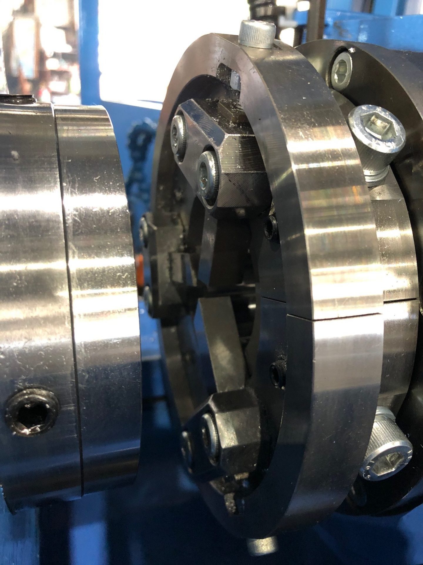 Wire Drawing Machine – TANISAKA IRON WORKS, LTD.